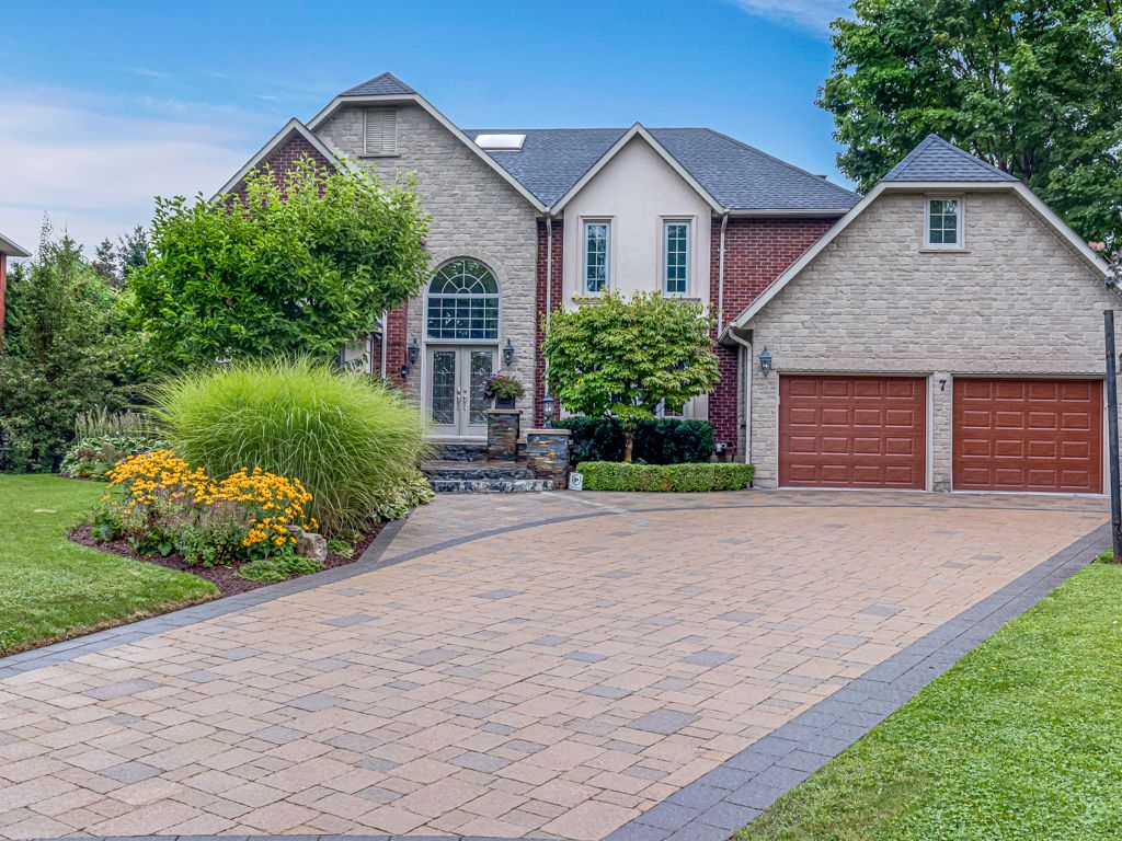 Our Featured Hamilton Real Estate Listings | St. Jean Realty