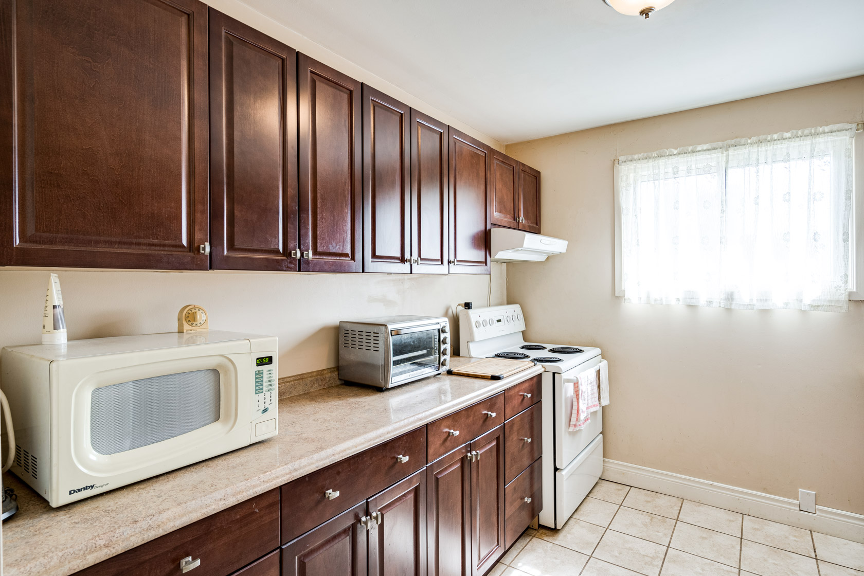 4-17 Rosedale Court, Hamilton ON - Michael St. Jean Realty