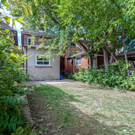 94 Wentworth St N, Hamilton ON - Michael St. Jean Realty