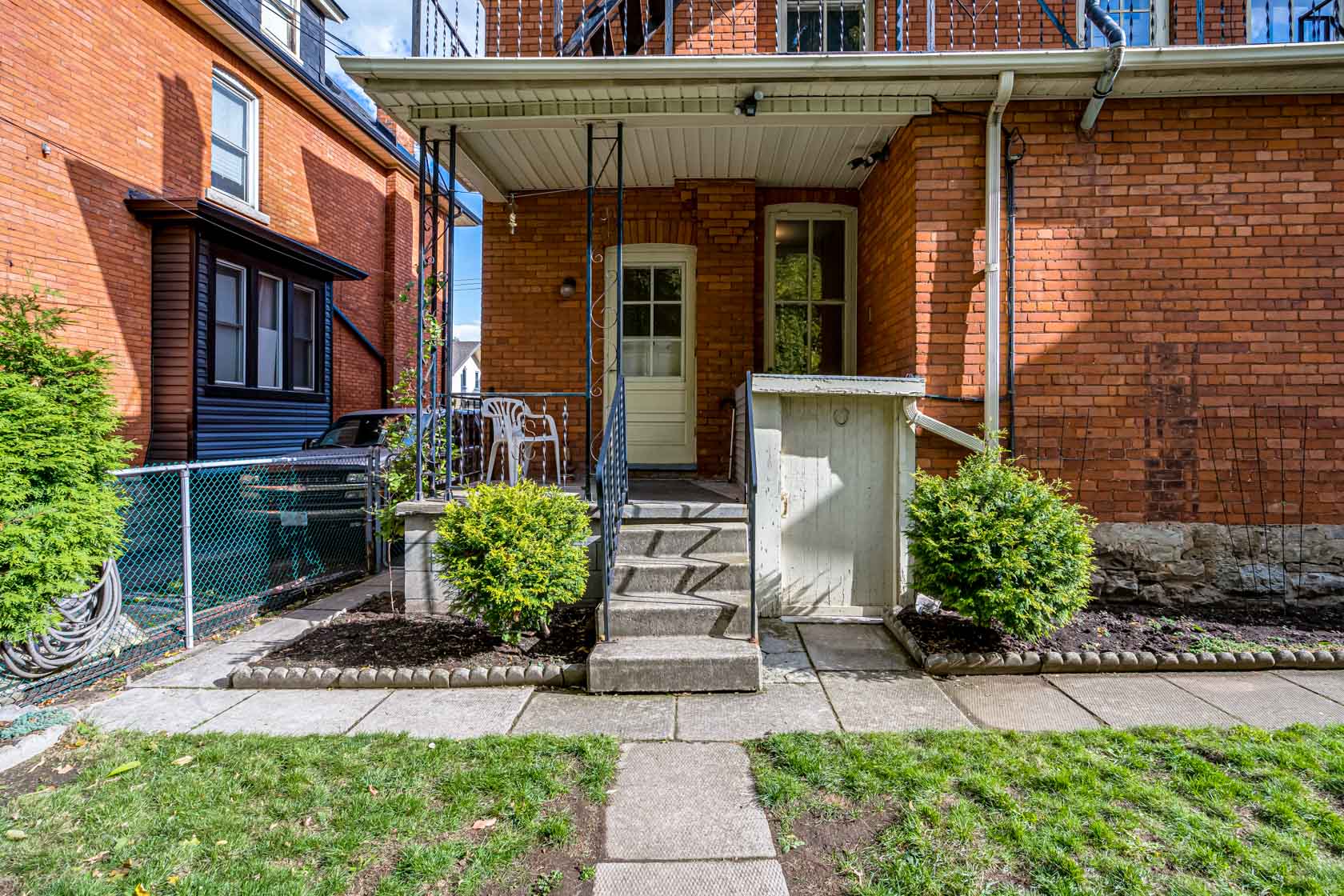 132 Holton Ave S, Hamilton ON - Michael St. Jean Realty