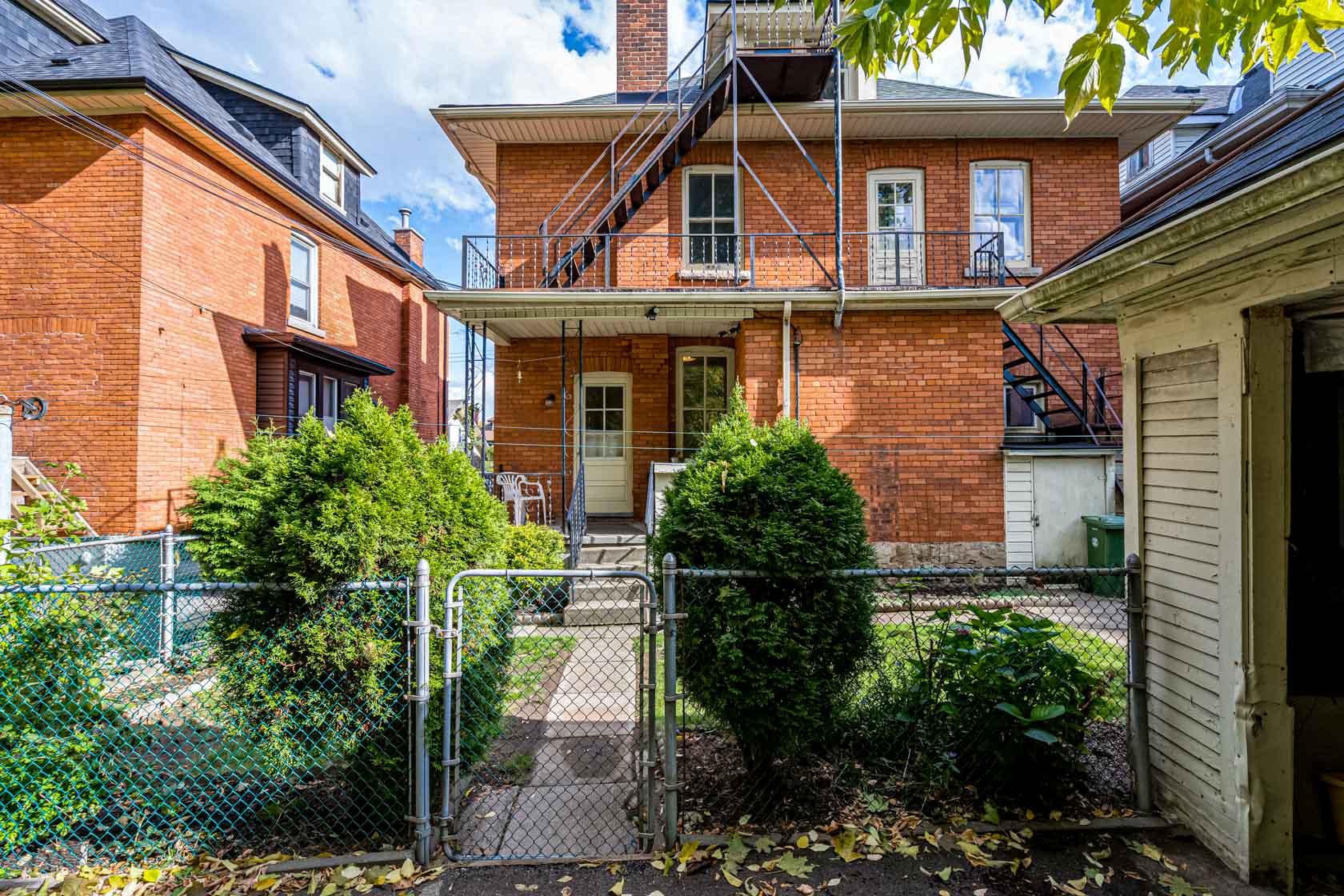 132 Holton Ave S, Hamilton ON - Michael St. Jean Realty
