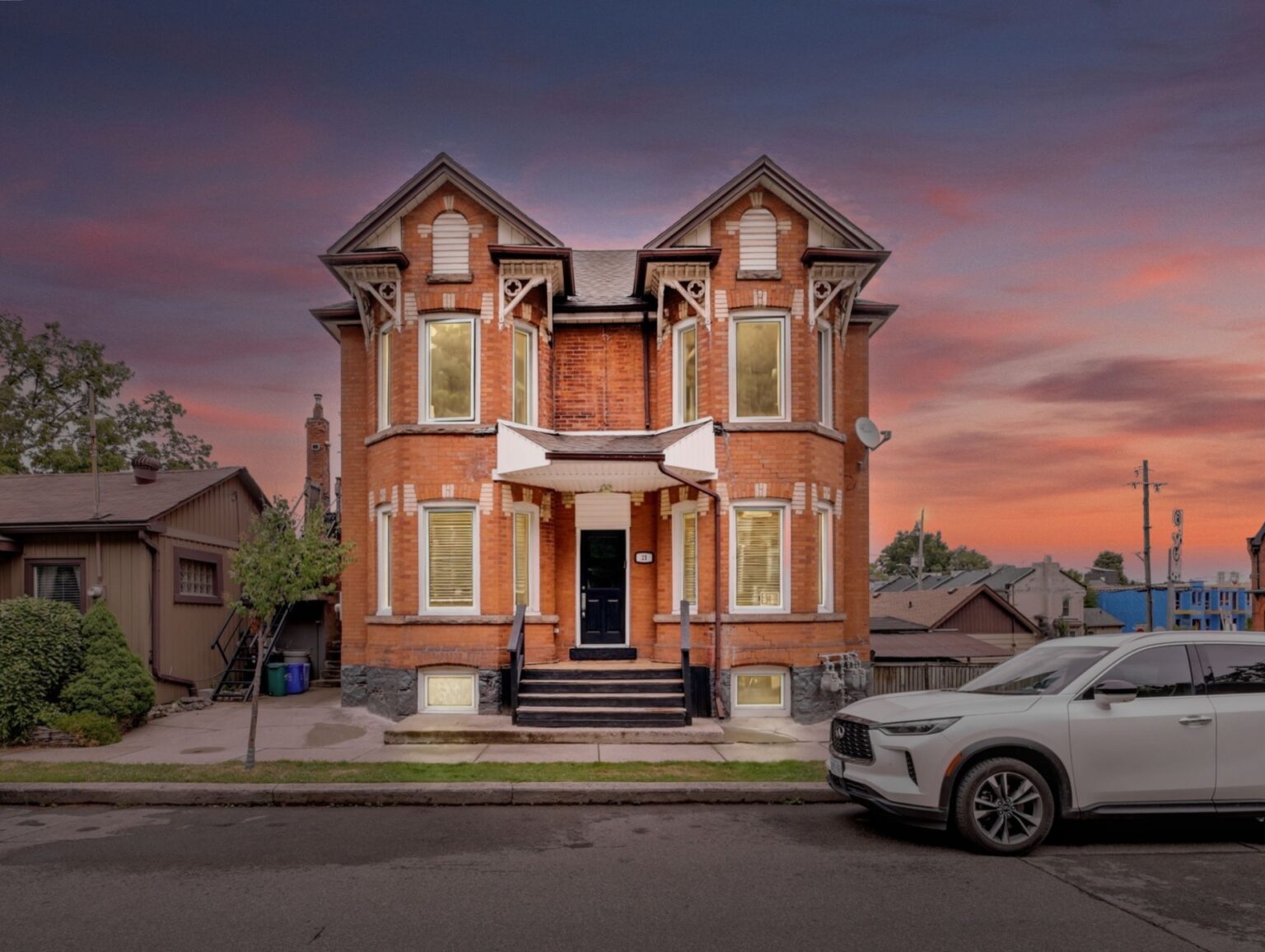 Hamilton Real Estate Agents | Michael St. Jean Realty
